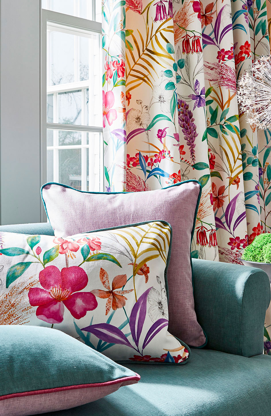 How to Decorate with Teal: Expert Tips | Blinds Direct Blog