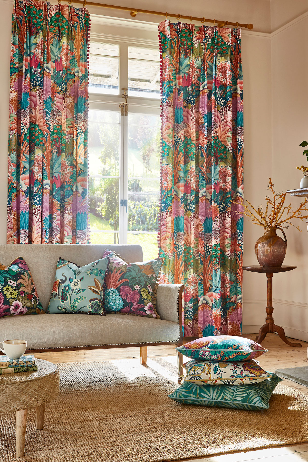 How To Style Curtains For Living Rooms | Blinds Direct Blog